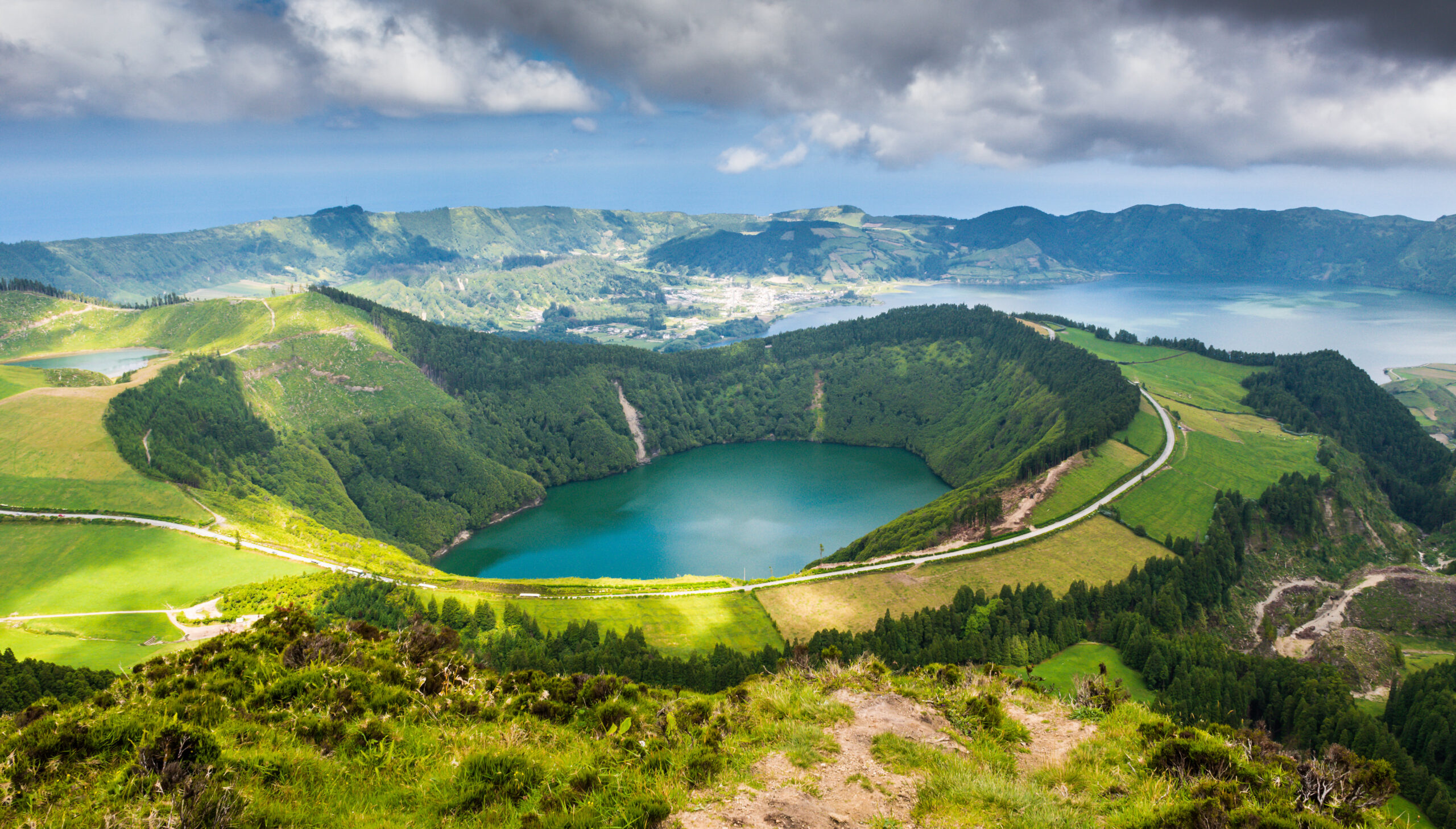 Beautiful lake of Sete Cidades, Azores, Portugal Europe - TCS Reisen
